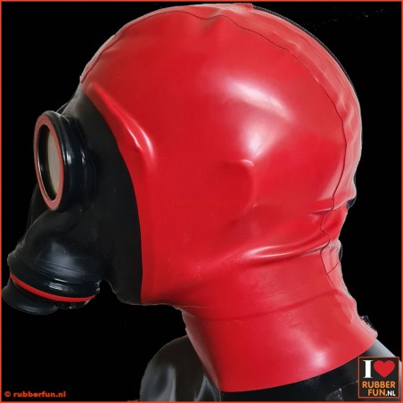 Deluxe M41-GP5 gas mask with integrated zipper hood